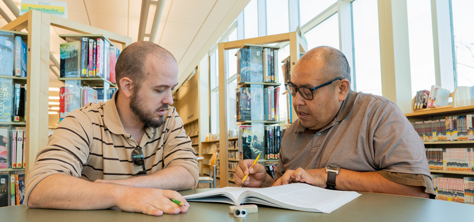 English Conversation Class | Clase de conversación en inglés | Los ...